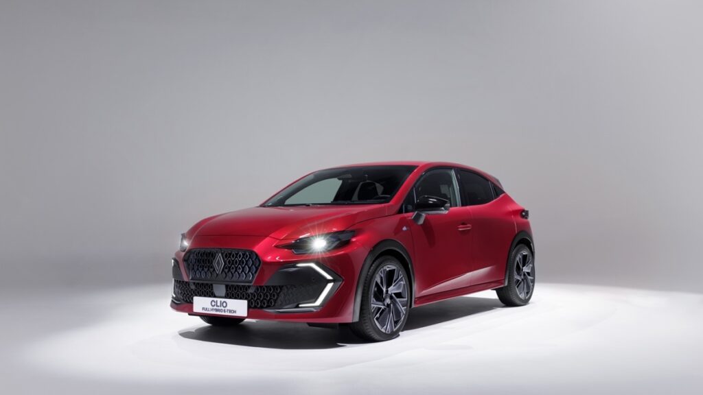 Nuova Renault Clio, i prezzi della full hybrid e turbo benzina: che ...