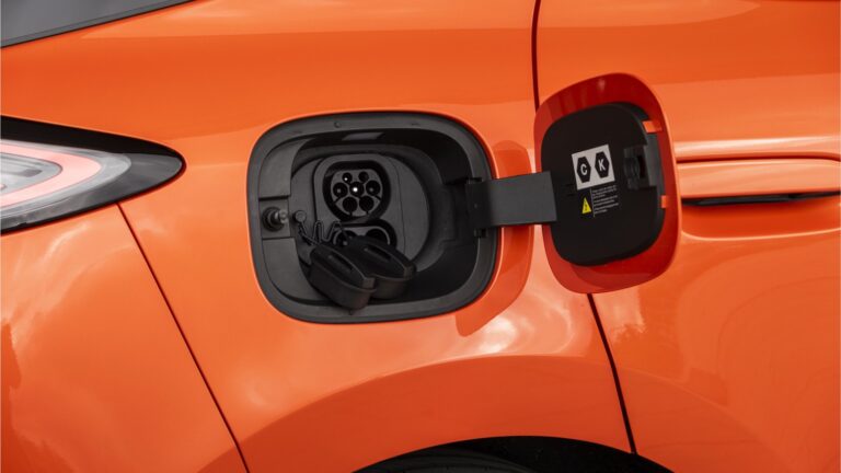 Byd Dolphin G non è la solita ibrida plug-in: come funziona l ...